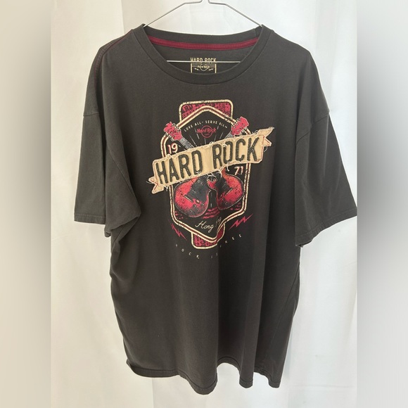 Hard Rock Cafe | Shirts | Hard Rock Cafe Graphic Tee | Poshmark